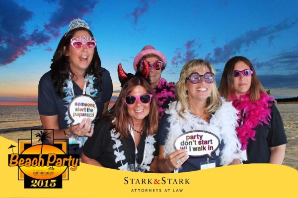 2015 Beach Party Photo Booth - Community Associations Institute New ...